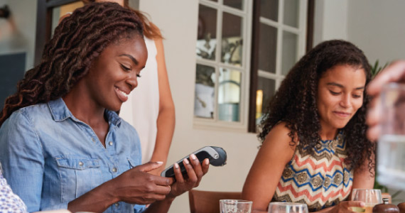 5 Benefits of Pay at the Table Technology for Restaurants