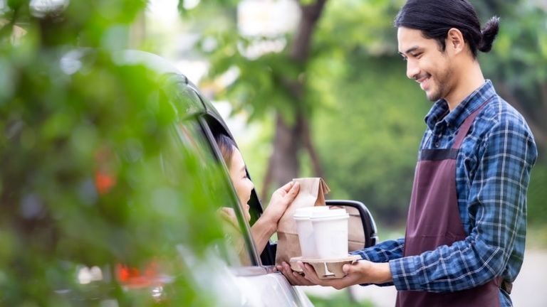 How A Drive Thru Ordering System Can Benefit Your Restaurant