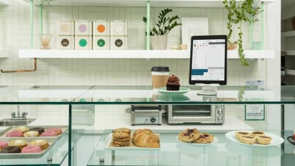 TouchBistro vs Square for Restaurants: 2024 POS Review