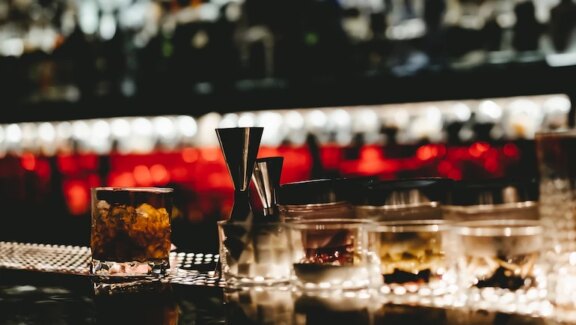 Opening a Bar in NYC: Top 3 Tips