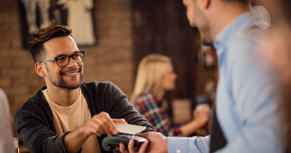 How Much Should You Tip at a Restaurant? Use this Chart